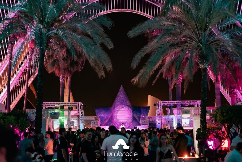 TERRAZA L'UMBRACLE - Happy Erasmus Valencia